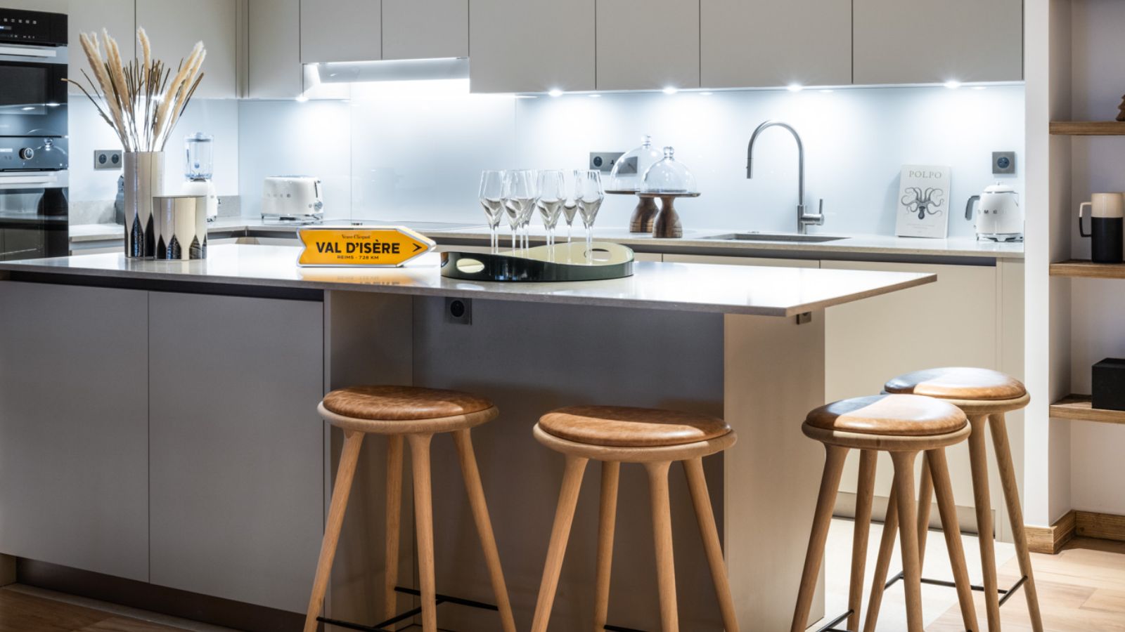 Silverstone Lodge | Luxury Ski Apartments Val d'Isere | Oxford Ski